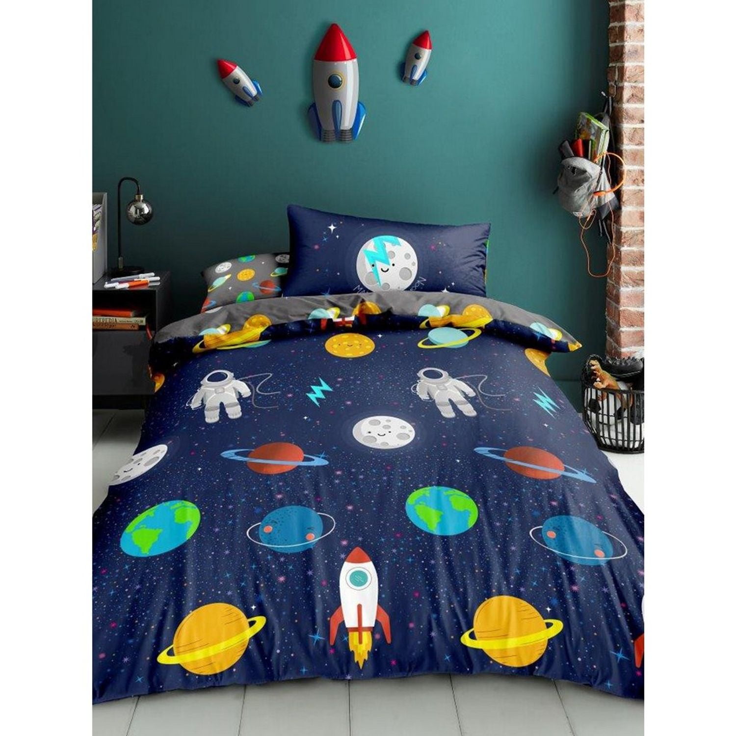 Click here for Generic Space Duvet Cover Set prices