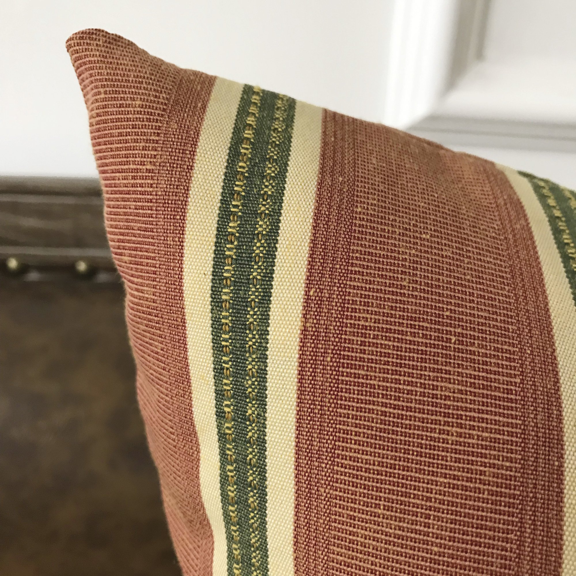 2 UGG Teegan Square Pillows Dusty Rose - munimoro.gob.pe