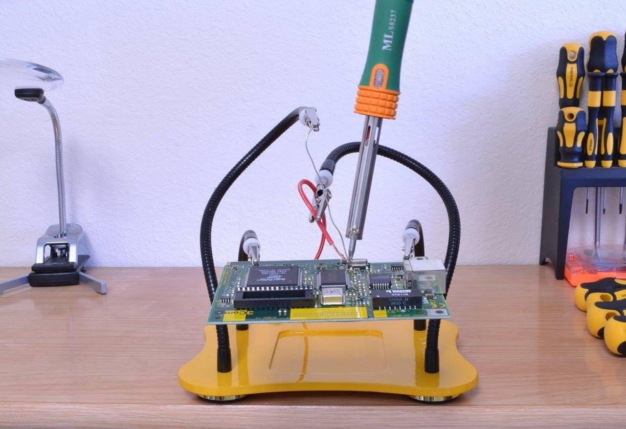 ML TOOLS Helping Hands Soldering Tool with Sturdy Steel Base VS339 ...