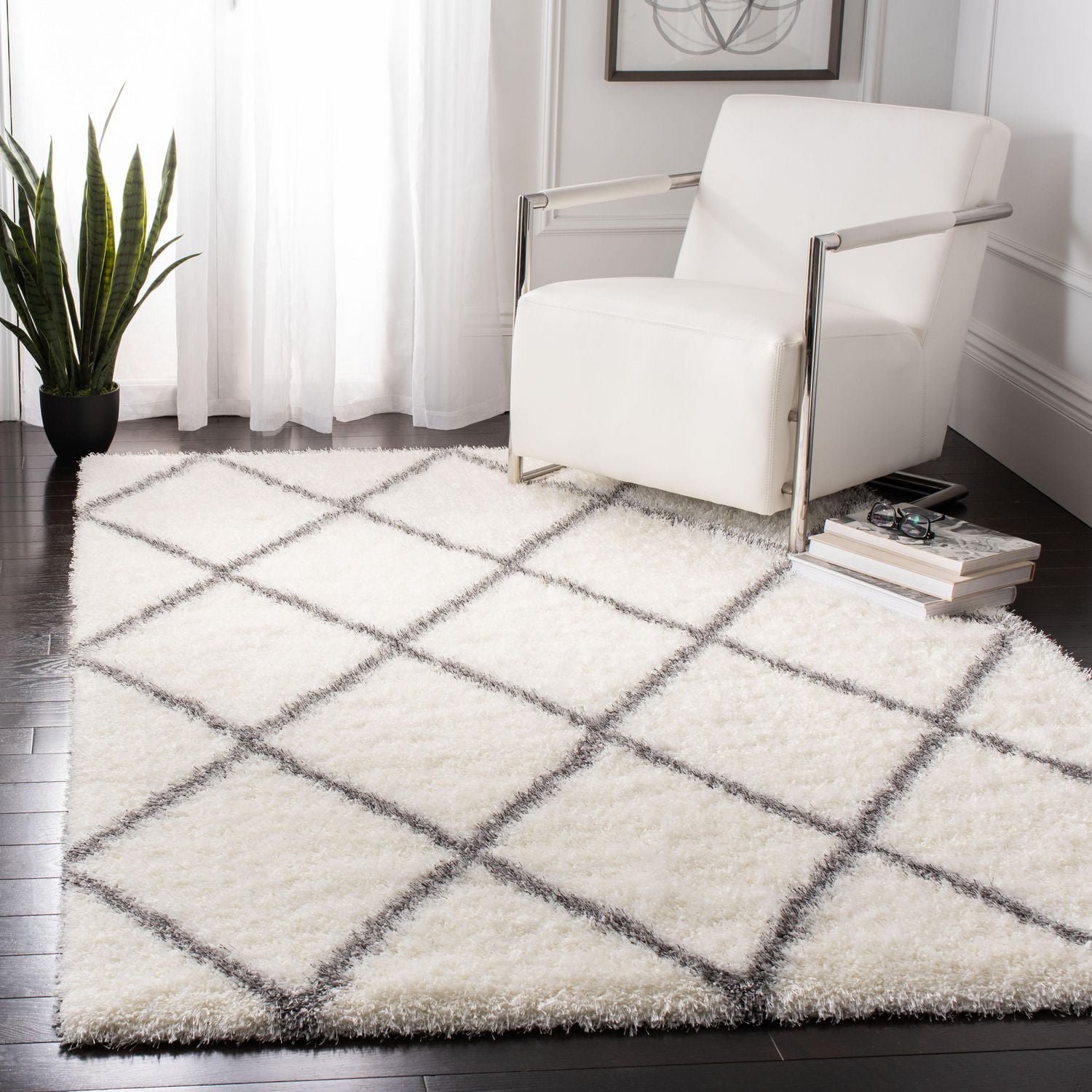 Click here for Safavieh Montreal Vesela Geometric Shag Area Rug 6... prices