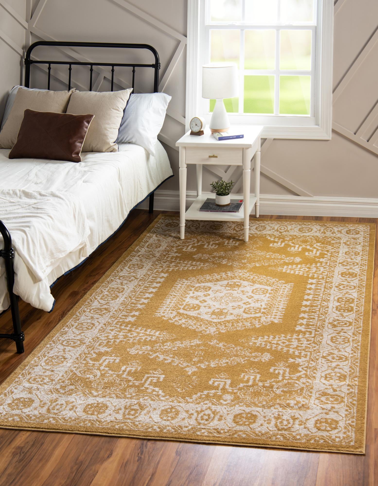 Rugs.com Eden Collection Rug – 8' x 10' Gold Medium Rug Perfect For ...