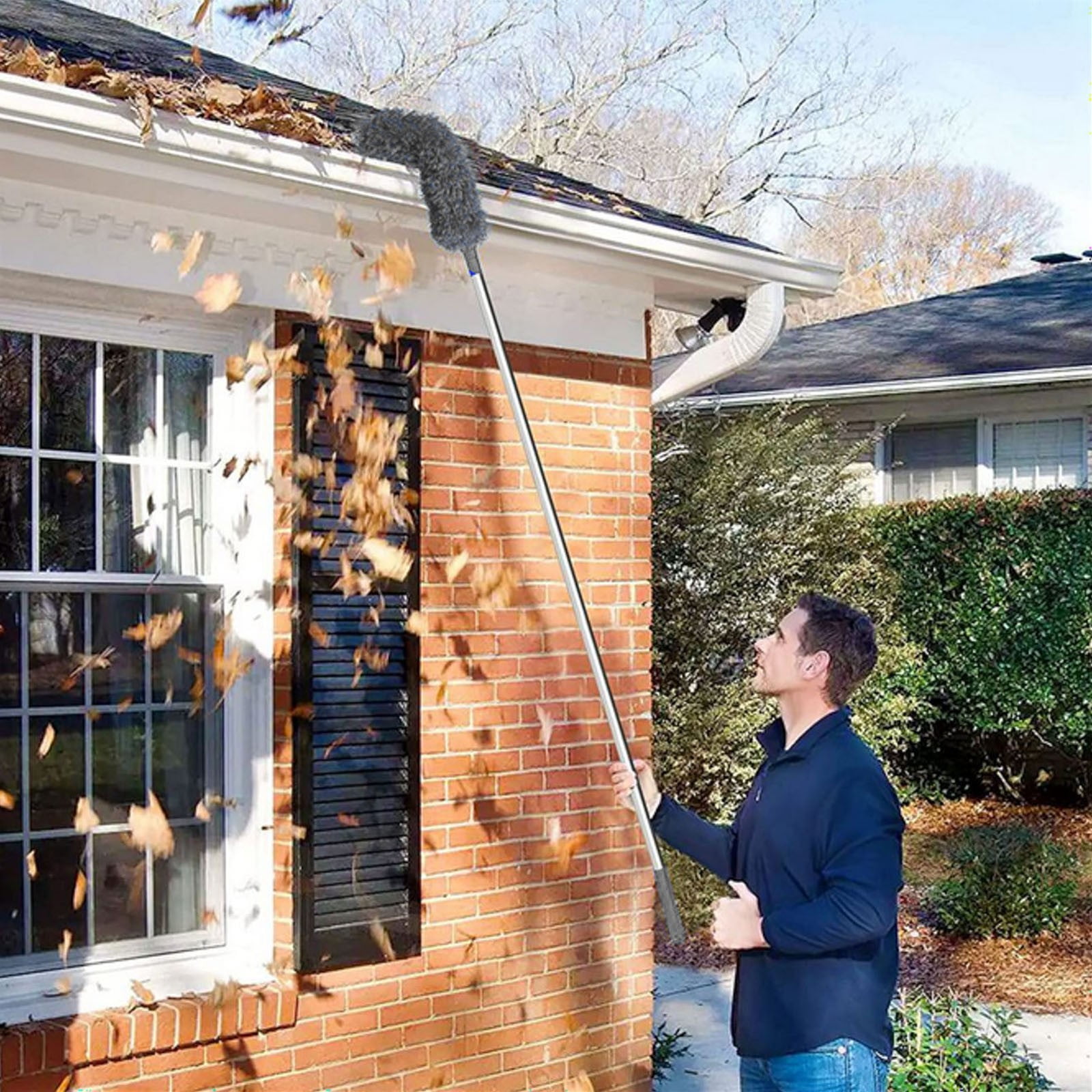 Click here for Riforla Gutter Cleaning Brush Roof Tool With Teles... prices