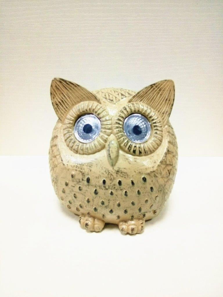 Lightahead® Solar Owl Light PolyResin Owl with LED Eye Powered by Solar ...
