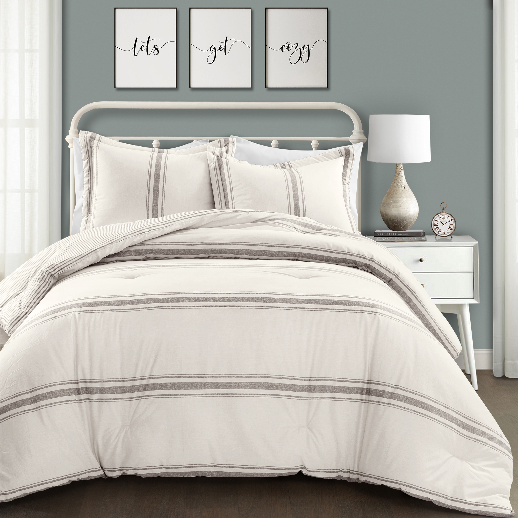 Lush Decor Farmhouse Stripe Cotton Polyester Reversible Comforter Full