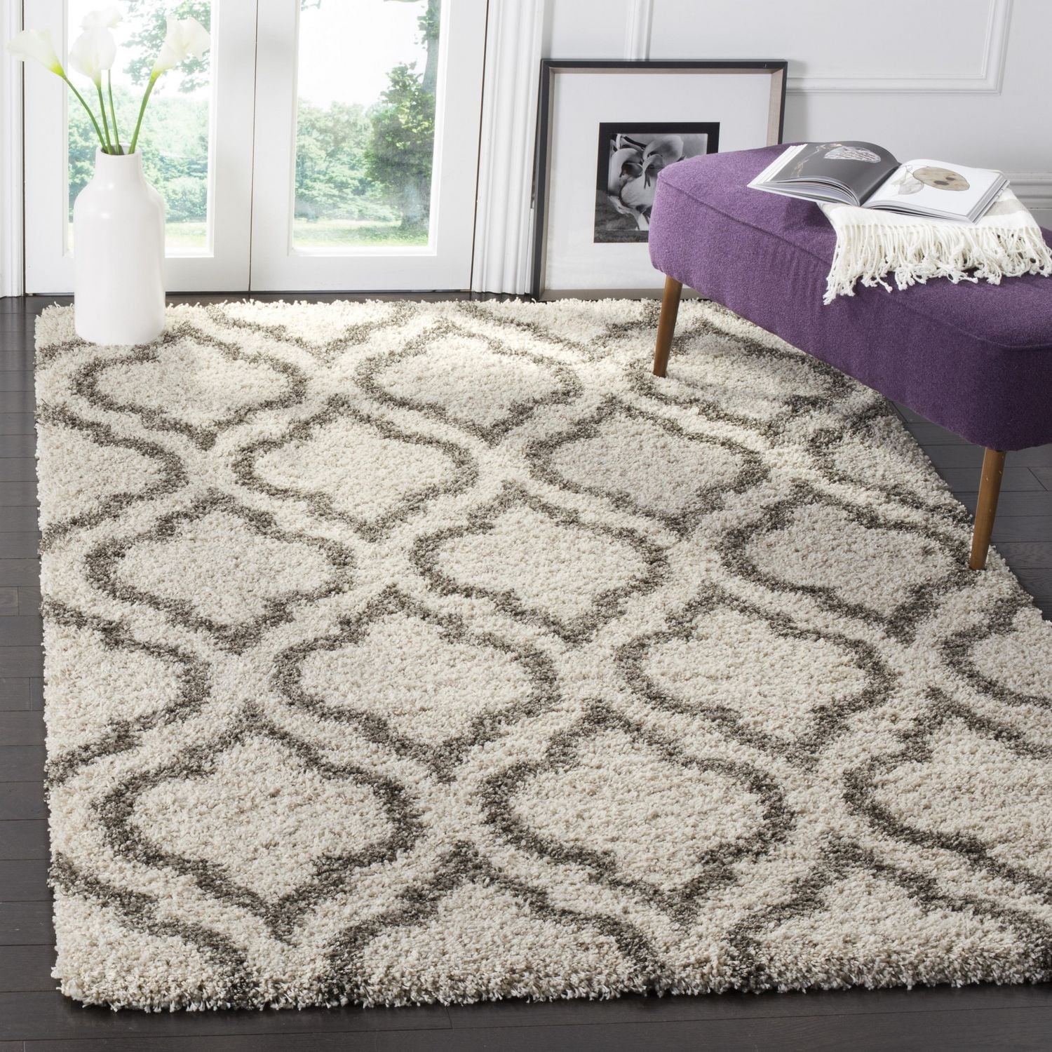 Click here for Safavieh Hudson Louise Geometric Shag Area Rug 4 F... prices