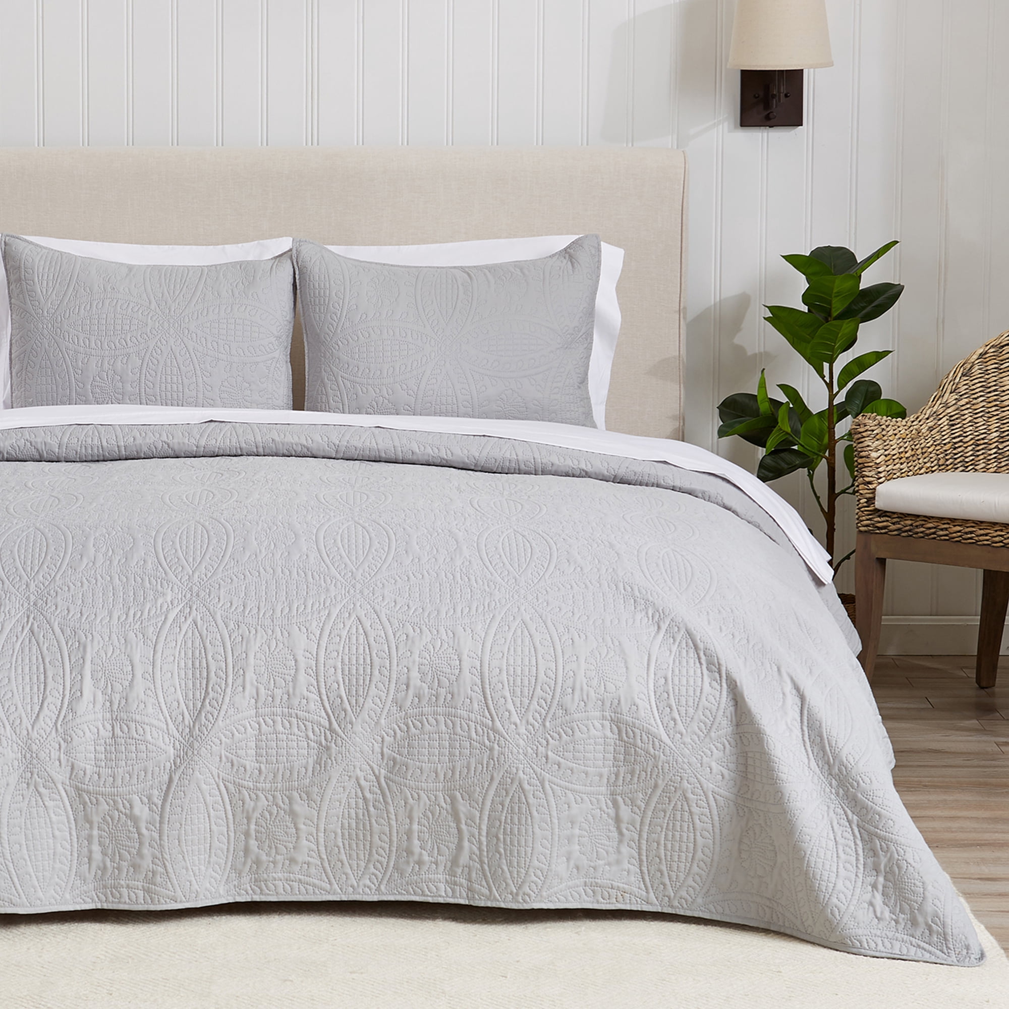 Great Bay Home Pinsonic Medallion Reversible Quilt Set With Shams (Full ...