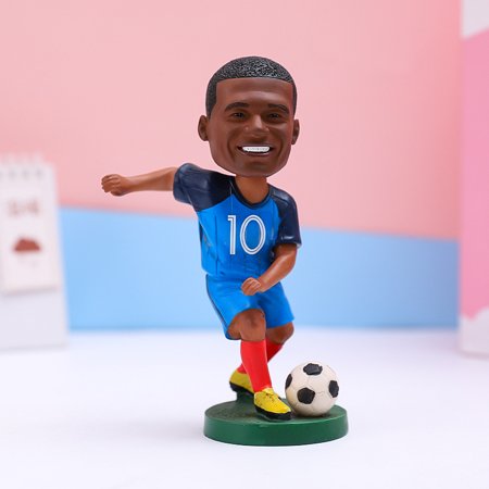 JOYWE Qatar football star hand puppet doll bobblehead hand puppet resin ...