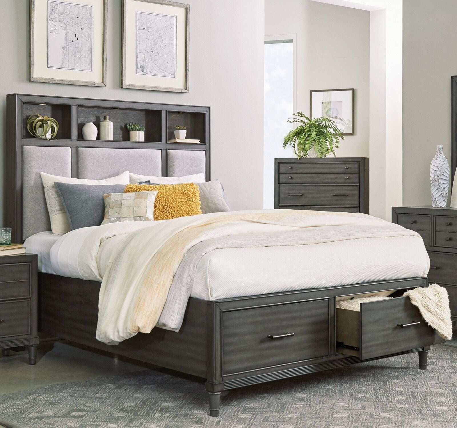 Transitional Style Platform Bed Est King Size w Footboard Storage USB ...