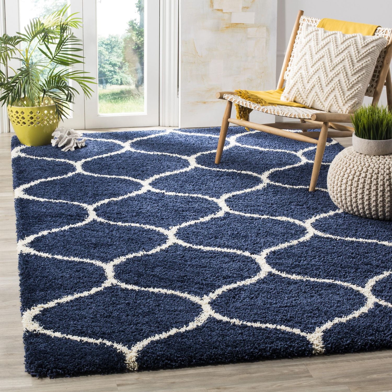 Click here for Safavieh Hudson Arline Geometric Shag Area Rug 2 F... prices