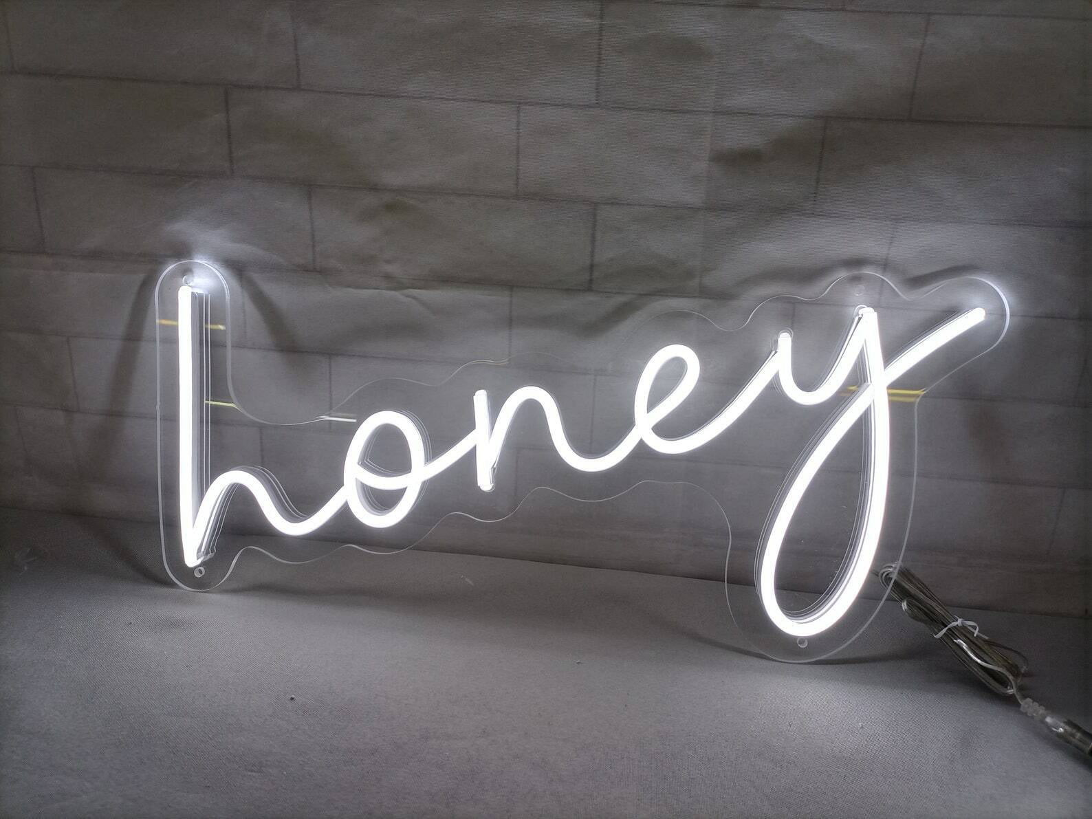 Queen Sense 14"x6.3" Honey LED Sign Light Decor Party Wall Night Lights ...