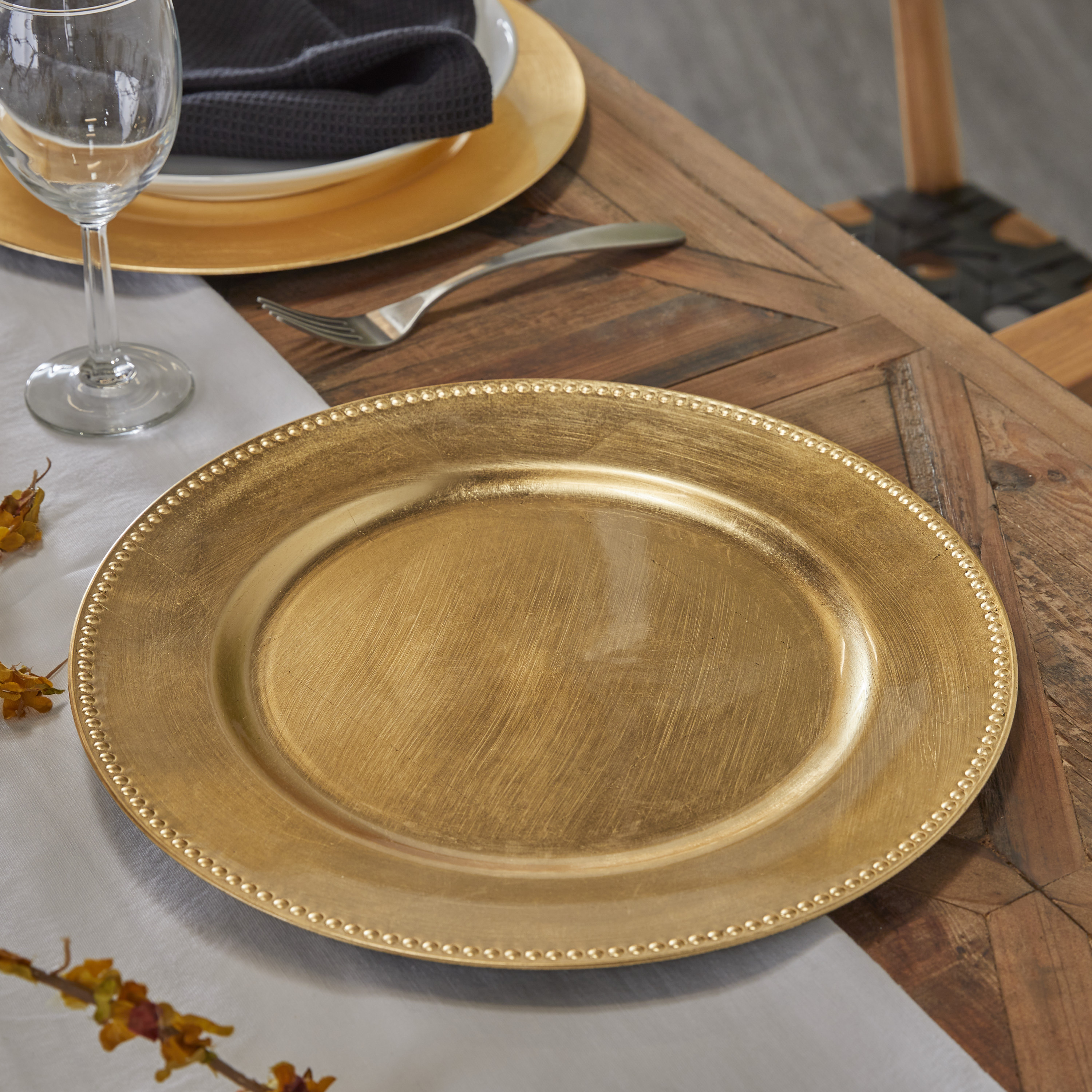 DecMode 13" Round Gold Melamine Charger, Set of 8 - Walmart.com