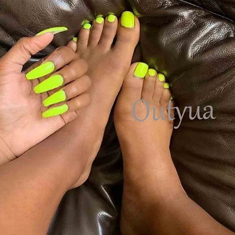 Neon Green Toenails