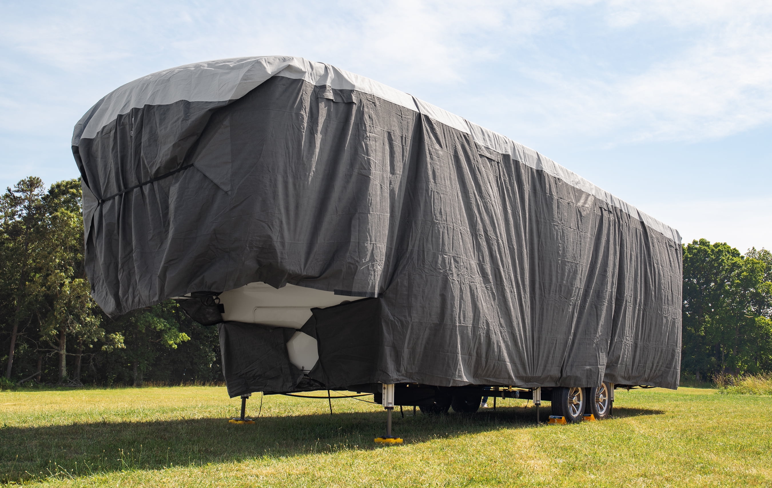 Camco ULTRAGuard RV Cover | Fits Fifth Wheel Trailers 30 to 32-feet ...