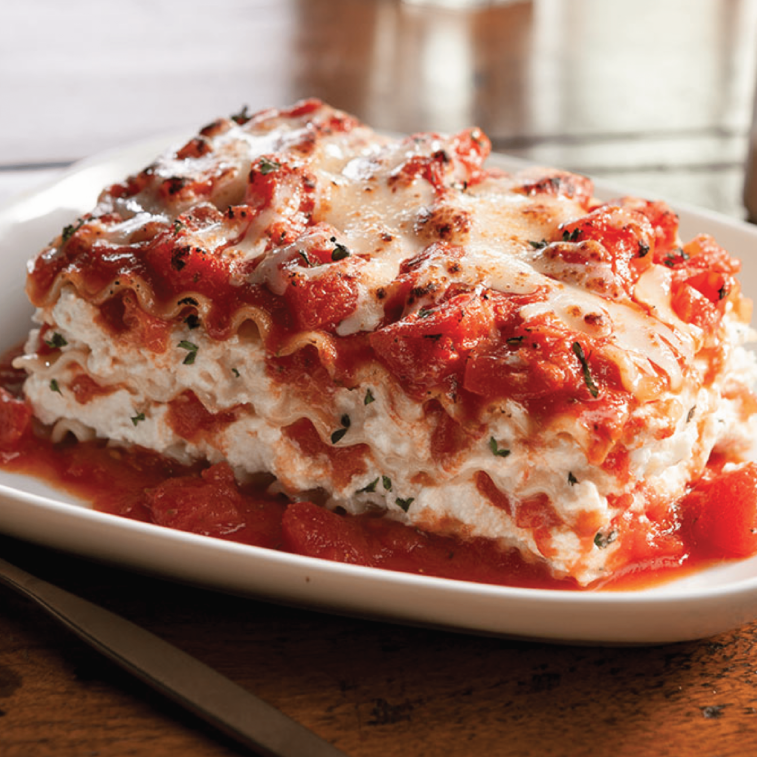 Buy Redpack Crushed Tomatoes in Puree with Basil, Garlic, and Oregano ...