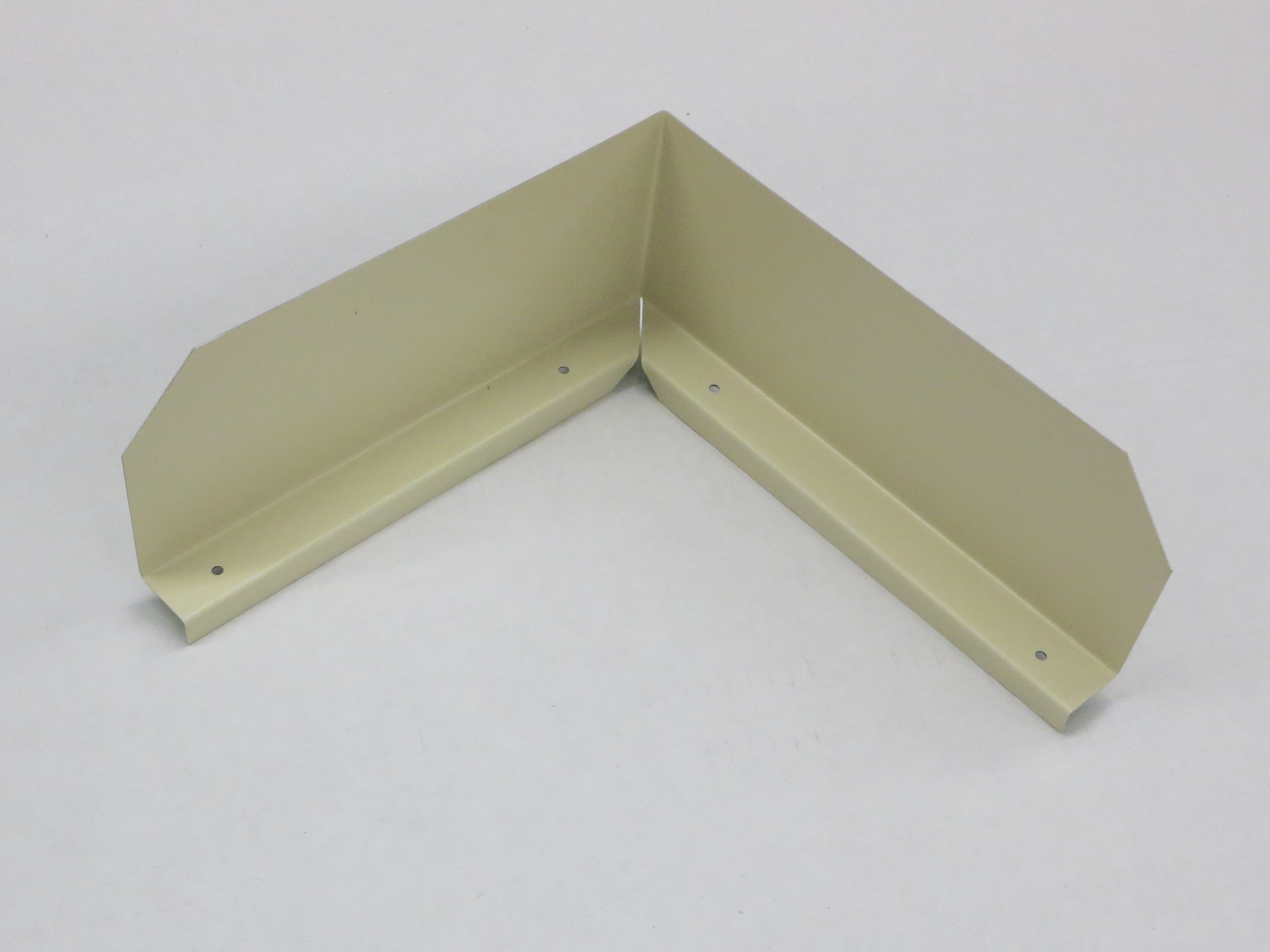 Bent (Inside Corner) Gutter Valley Splash Guards - 3 ct Classic Cream ...