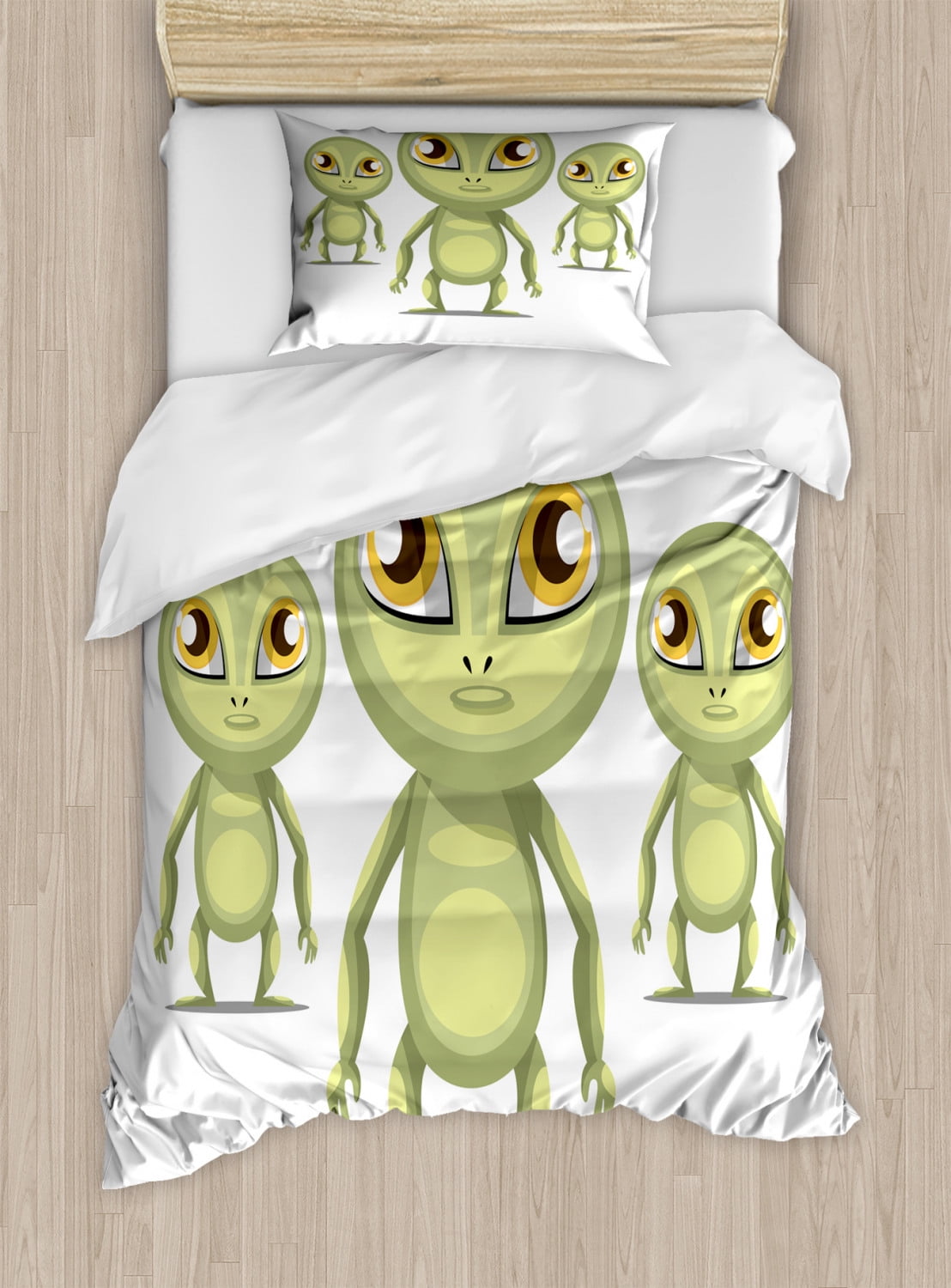 Alien Duvet Cover Set Twin Size, Cartoon of Big Eyed Greenish ...