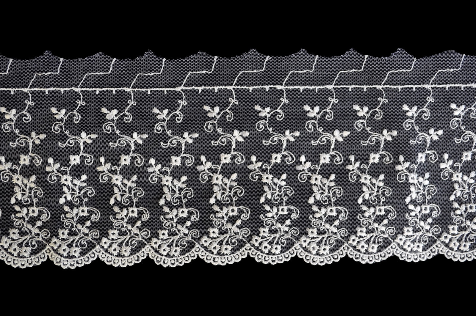 Lily 3.75" White Beautiful Flower Embroidered Floral Tulle Lace Trim By ...