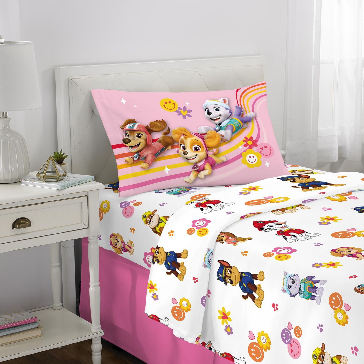 Click here for Paw Patrol Pawsome Fun Twin Sheet Set prices