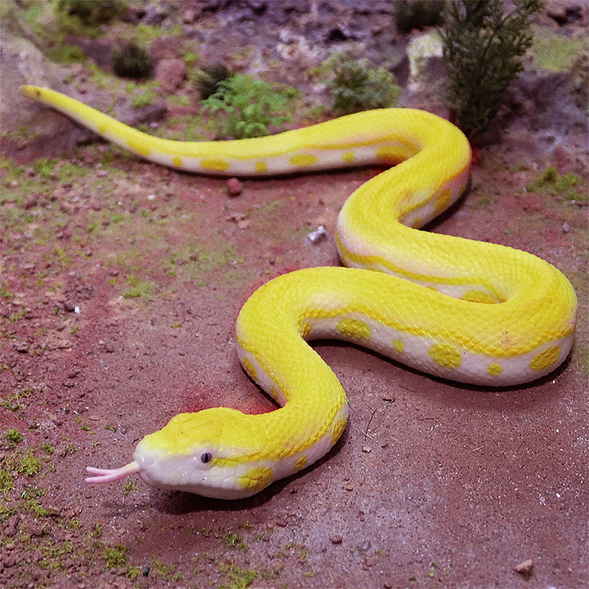 Realistic Fake Snakes Plastic Snake Toy Figure Halloween Prank Props ... Realistic Fake Snakes Plastic Snake Toy Figure Halloween Prank Props ...