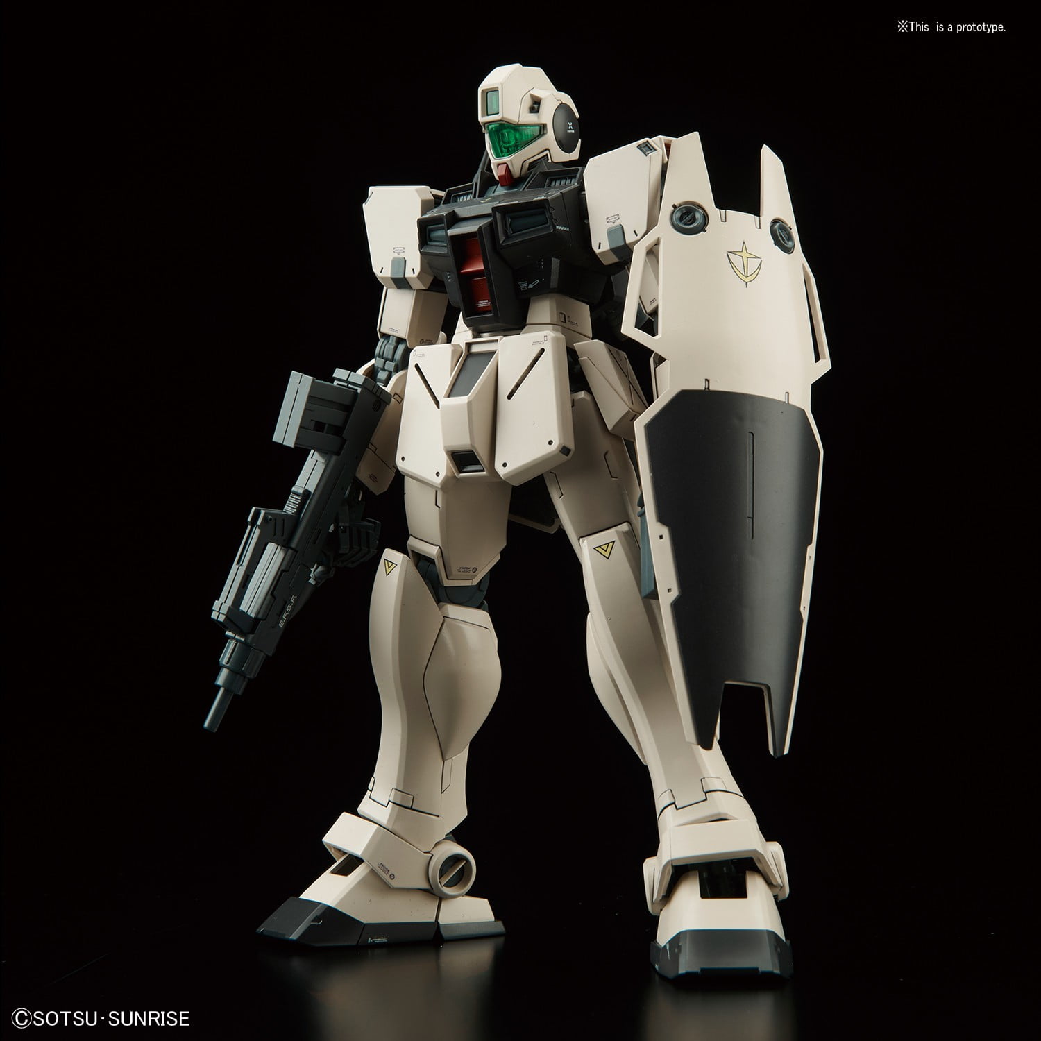 Gundam Bandai MG RGM-79G GM Command Model Kit [Colony Type] - Walmart.com