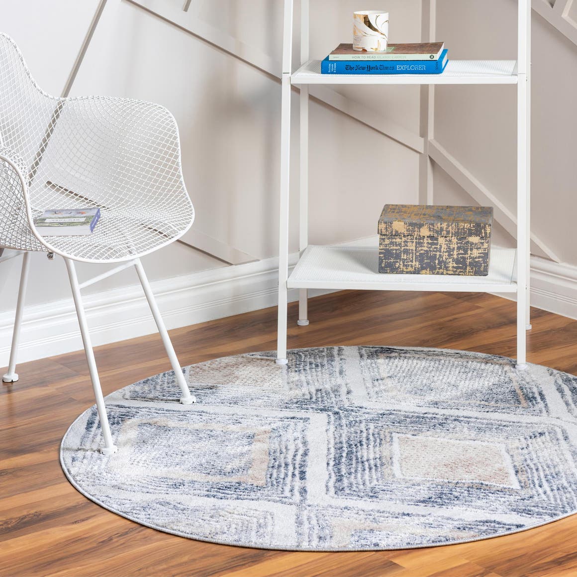 Rugs.Com Caspian Collection Round Rug ‚Äì 4 Ft Round Gray Low-Pile Rug ...