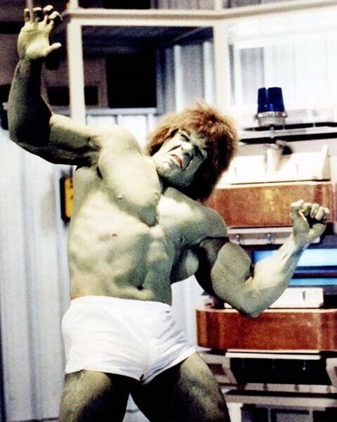 The Incredible Hulk TV Lou Ferrigno in white shorts in hulk rage 8x10 ...