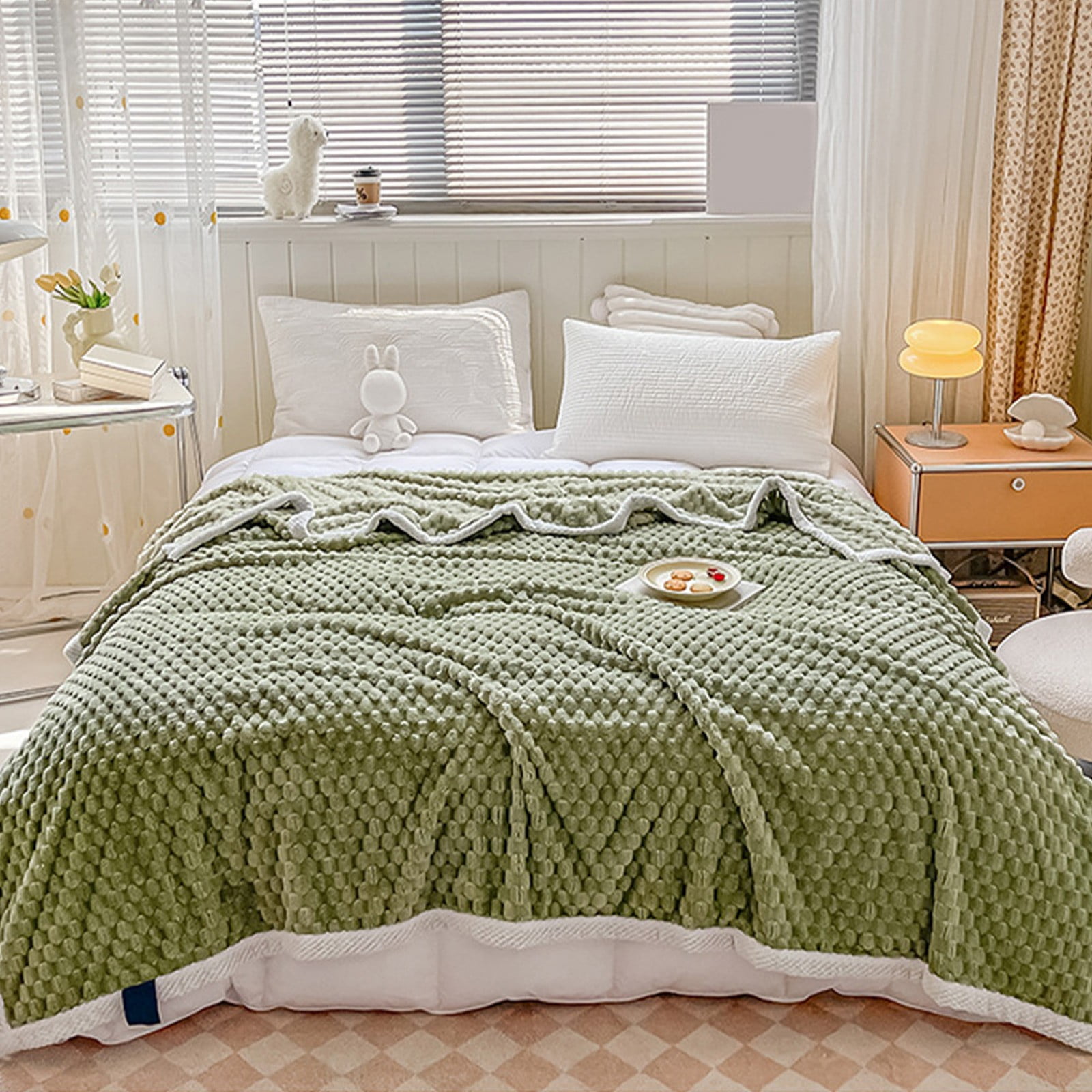 Click here for Kloer Soft Fleece Blanket - Double-Sided All-Seaso... prices