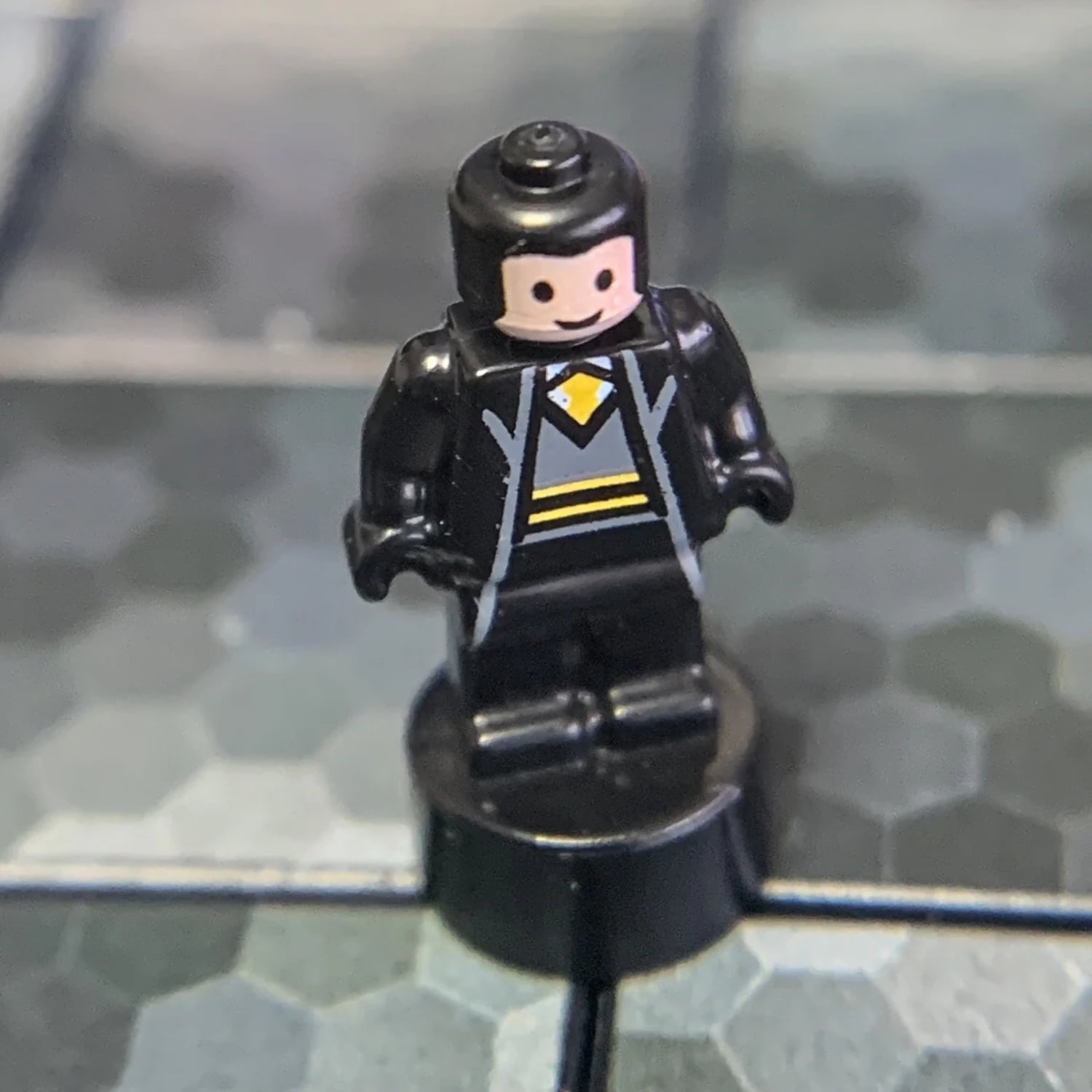 Hufflepuff Student (Nano, Light Face) - LEGO Harry Potter Minifigure ...