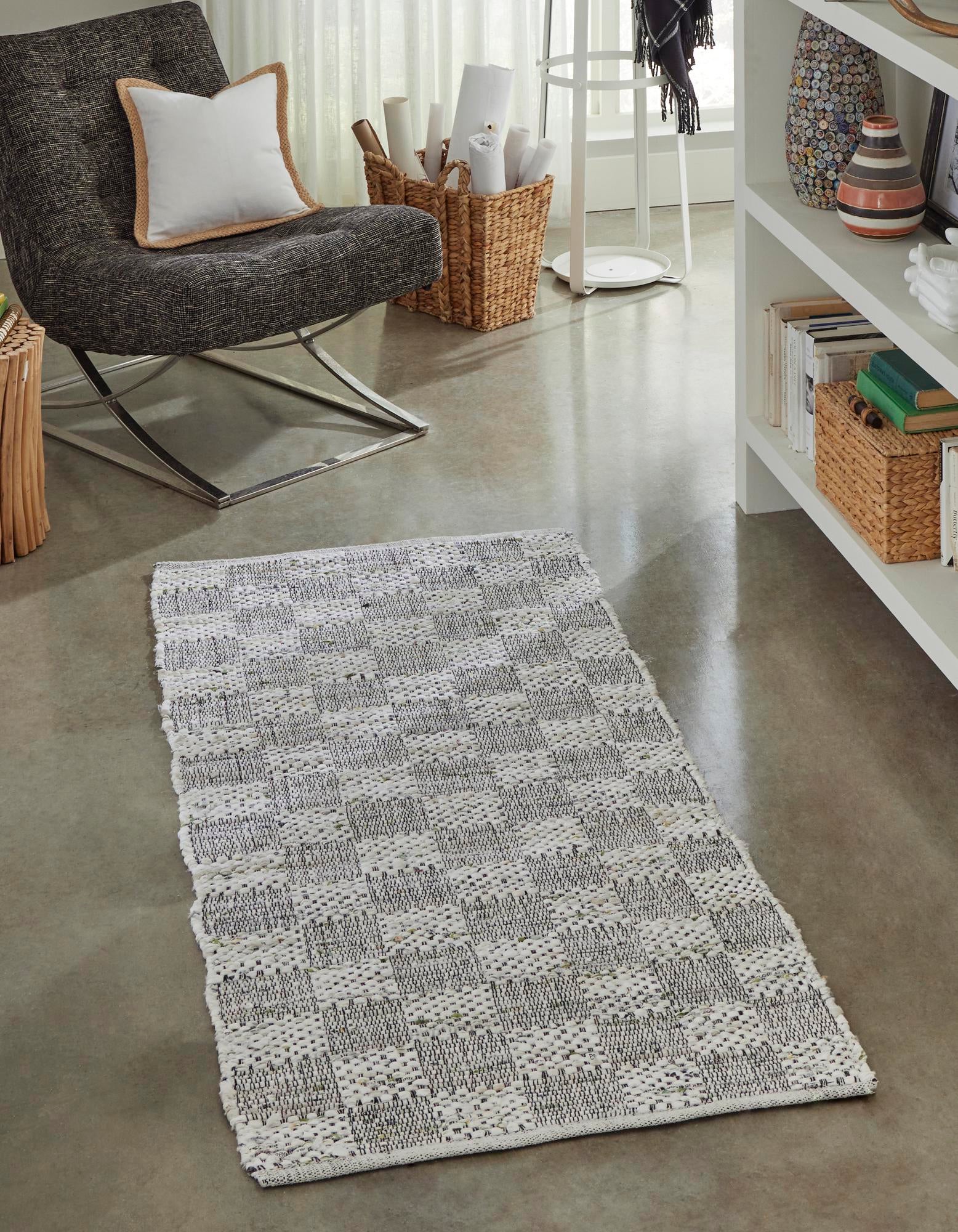 Unique Loom Checkered Chindi Cotton Rug , 2' 7" x 6' 1" ,Ivory ...