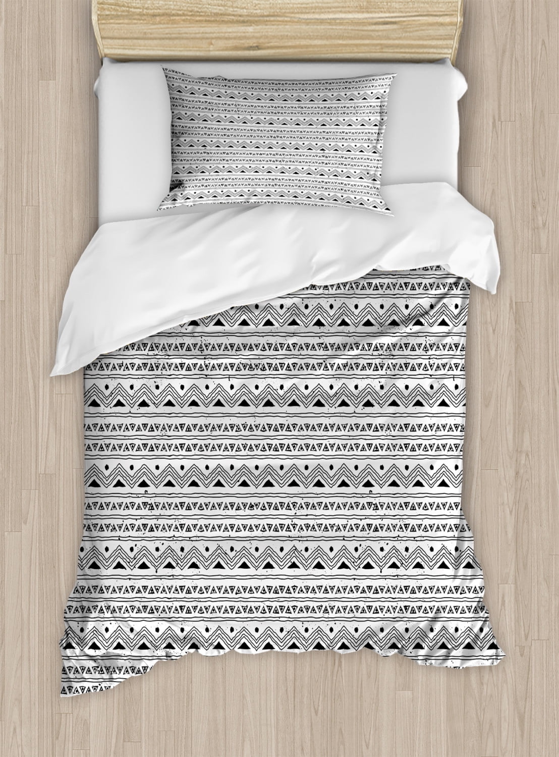 Tribal Duvet Cover Set, Native Hand Drawn Sketchy Image with Geometric ...