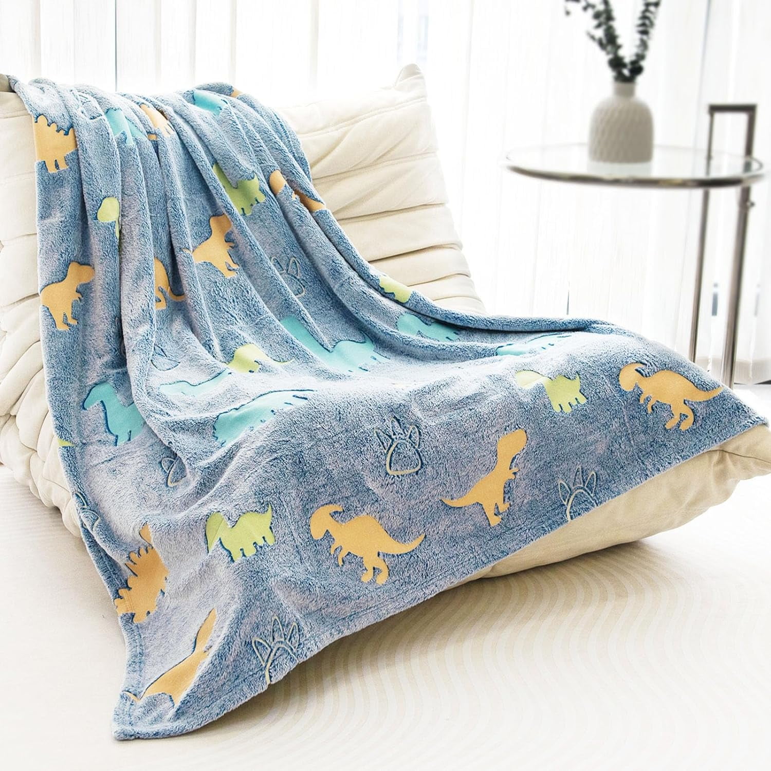 Click here for Hahadaxa Dinosaur Blanket For Boys  Glow In The Da... prices