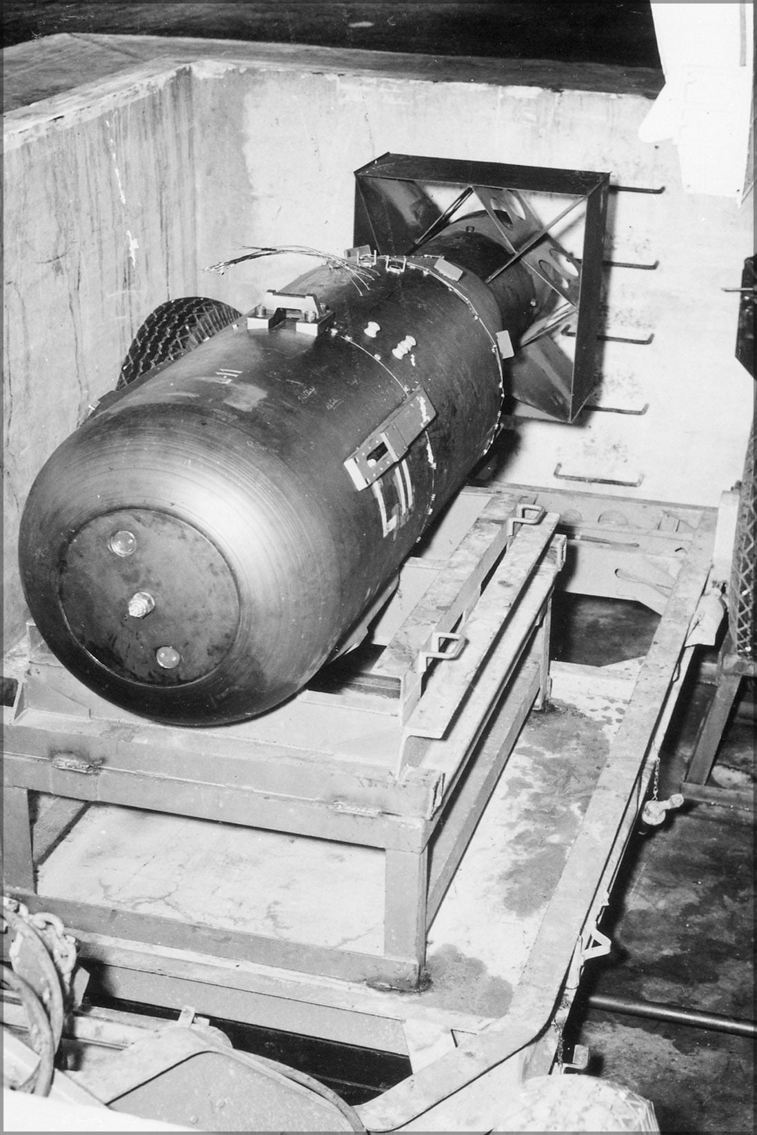 24"x36" Gallery Poster, Little Boy atom nuclear bomb in bomb pit on ...