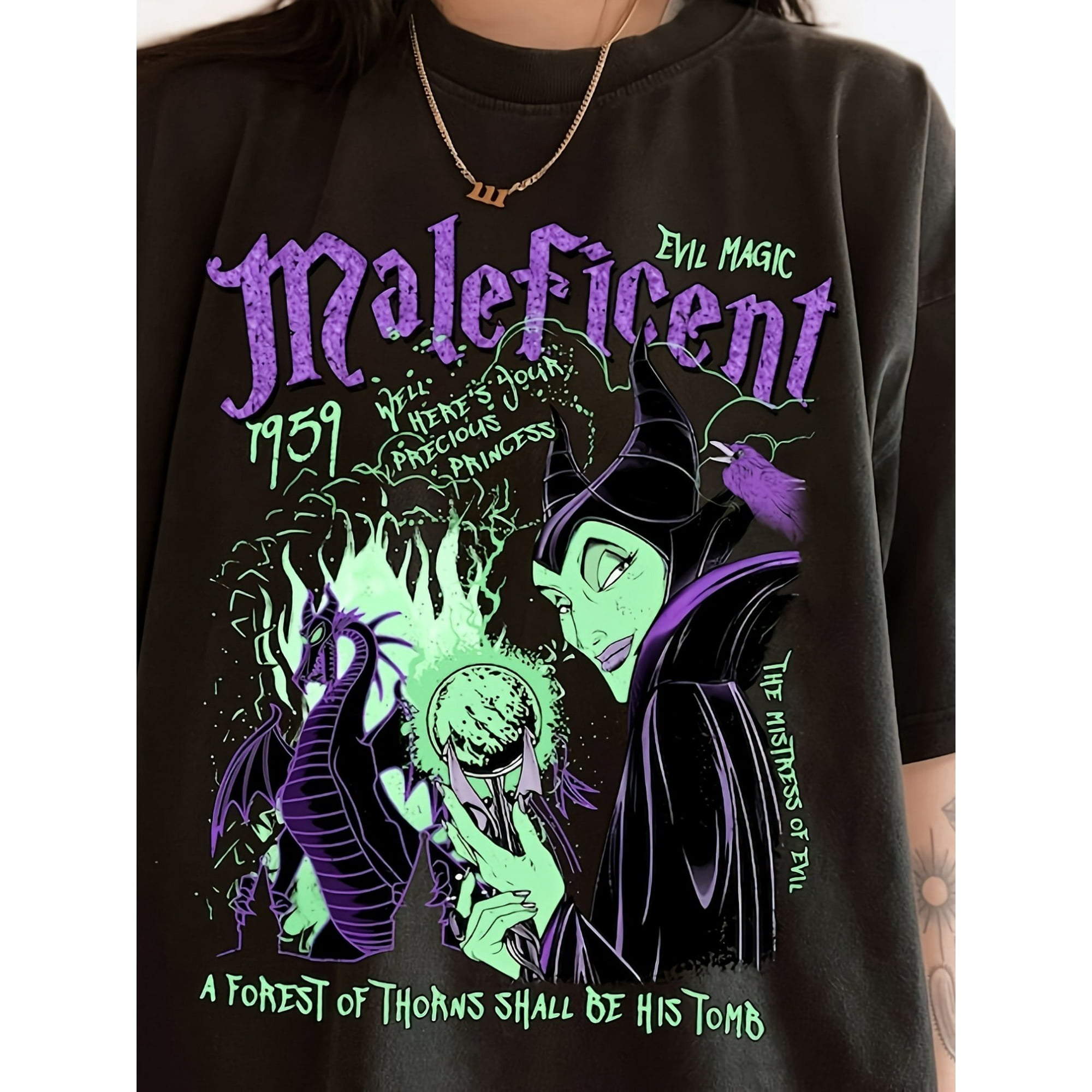 Click here for Generic Halloween T-Shirt - Womens Black Retro Mal... prices