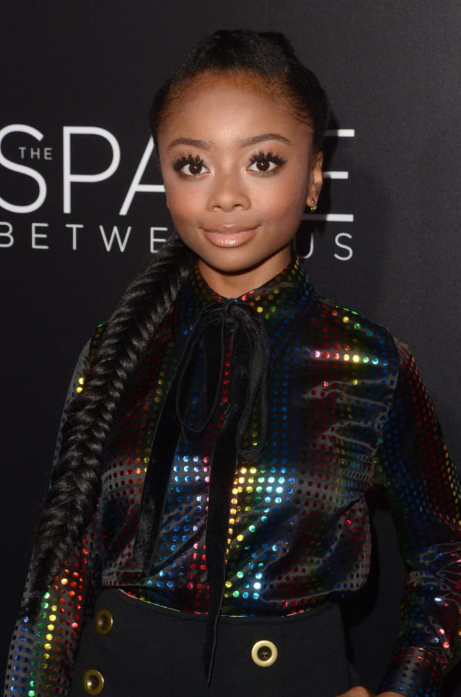 Skai Jackson At Arrivals For The Space Between Us Premiere, Arclight ...