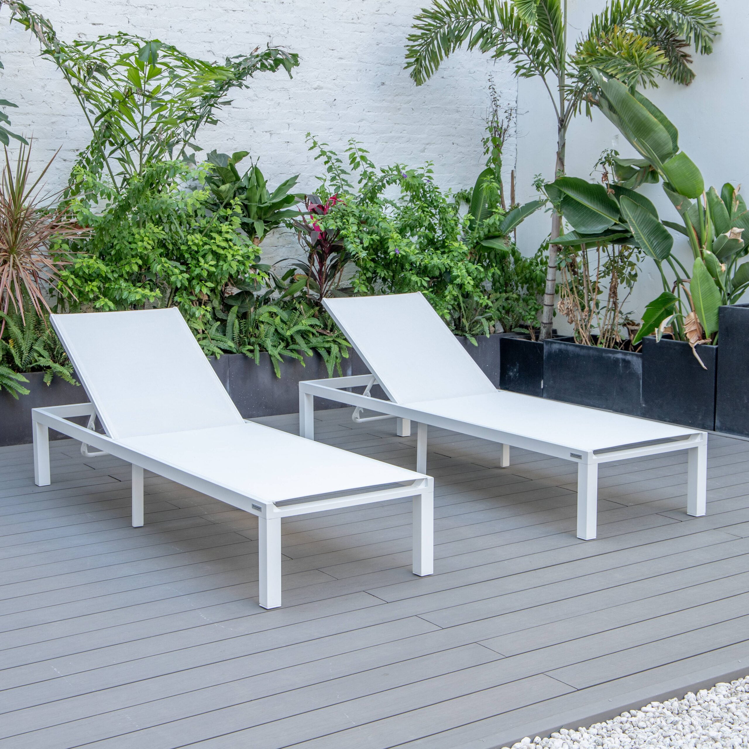 LeisureMod Marlin Poolside Outdoor Patio Lawn and Garden Modern White ...