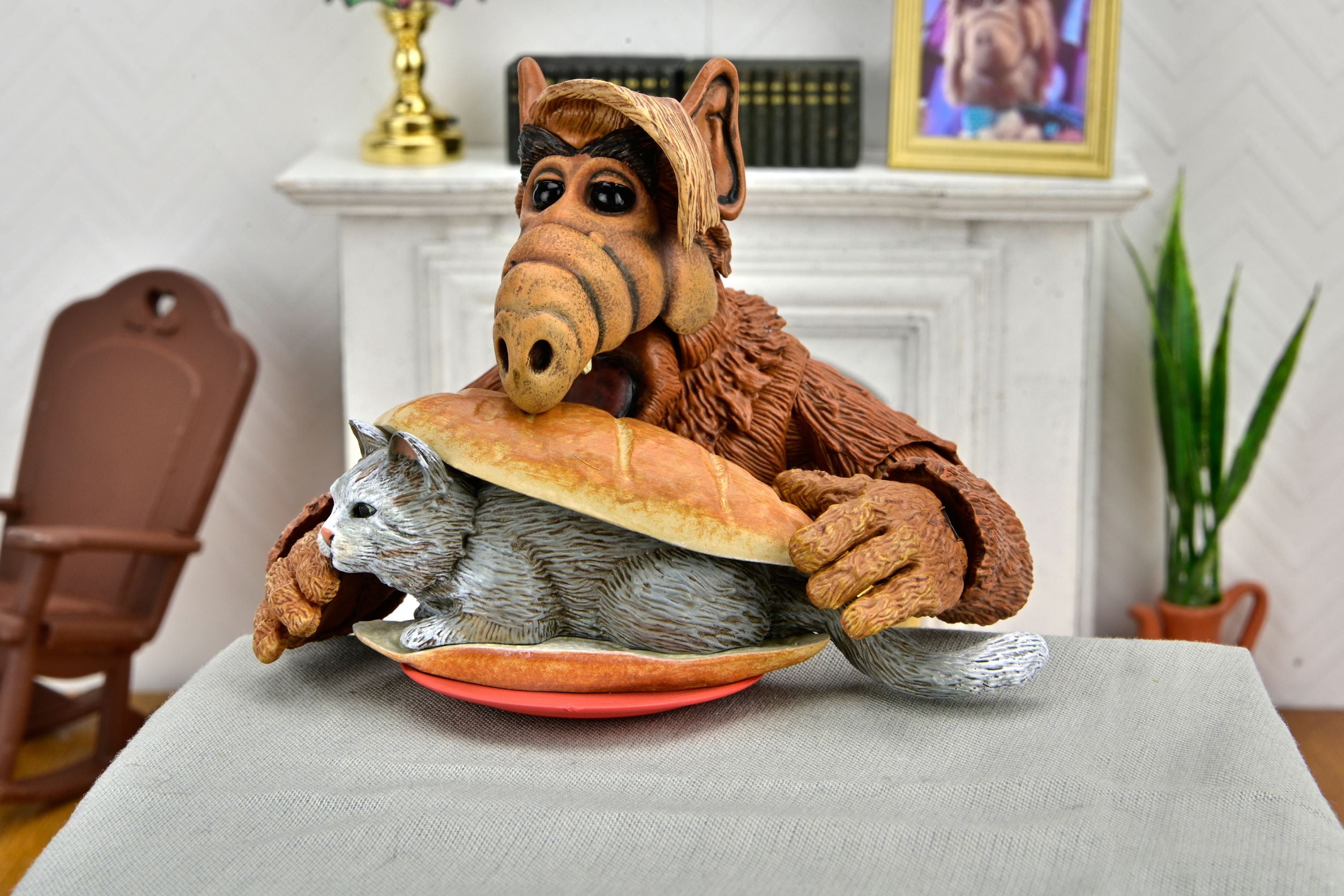 Alf Cat Sandwich