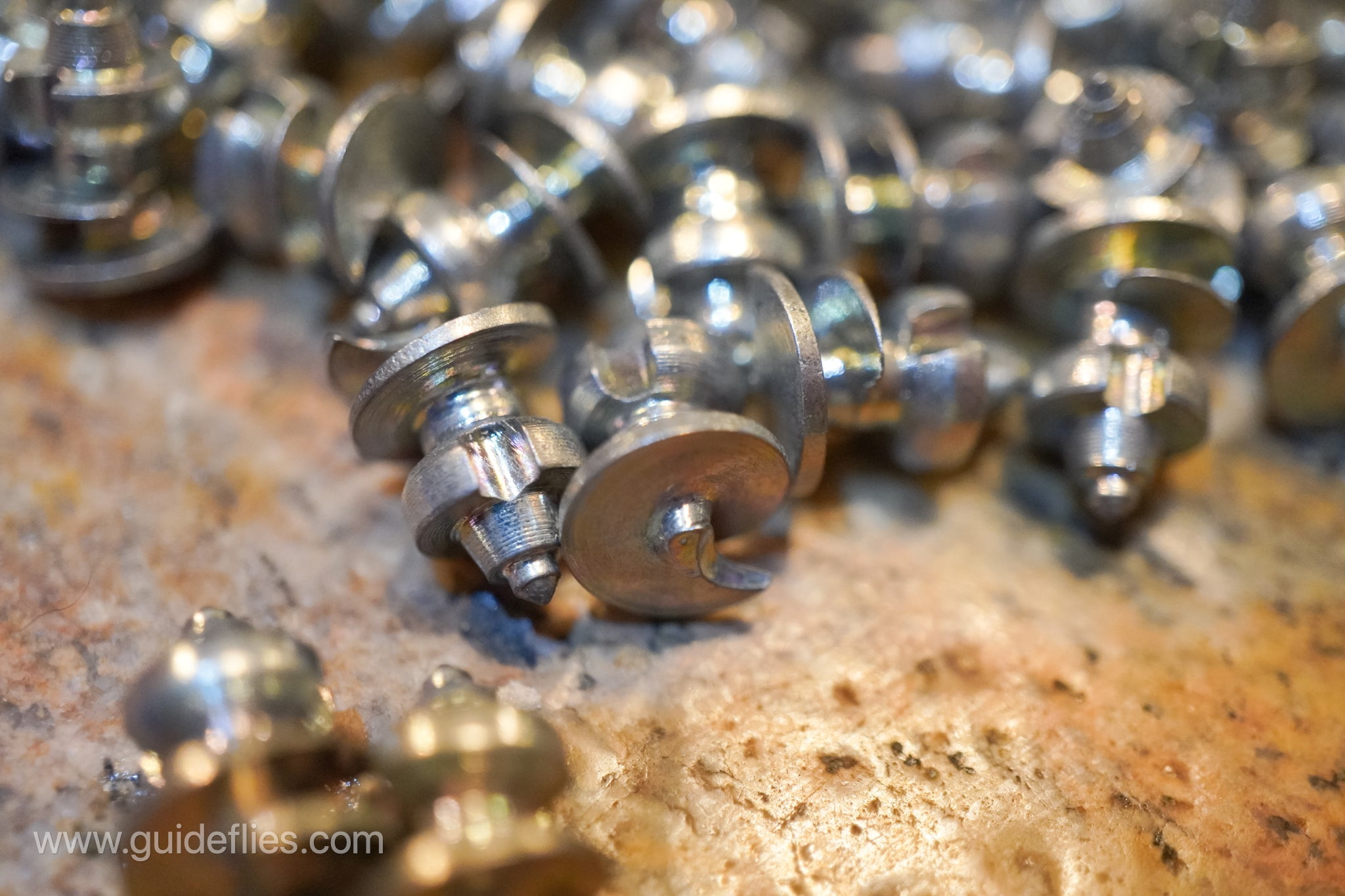 Grizzly Claw Tungsten Stud Kits Stud Options: Rubber Sole- Pointed Stud ...