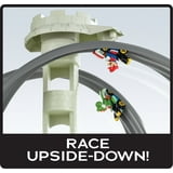 Hot Wheels Mario Kart Race Track Set with 1:64 Scale Die-Cast Kart ...