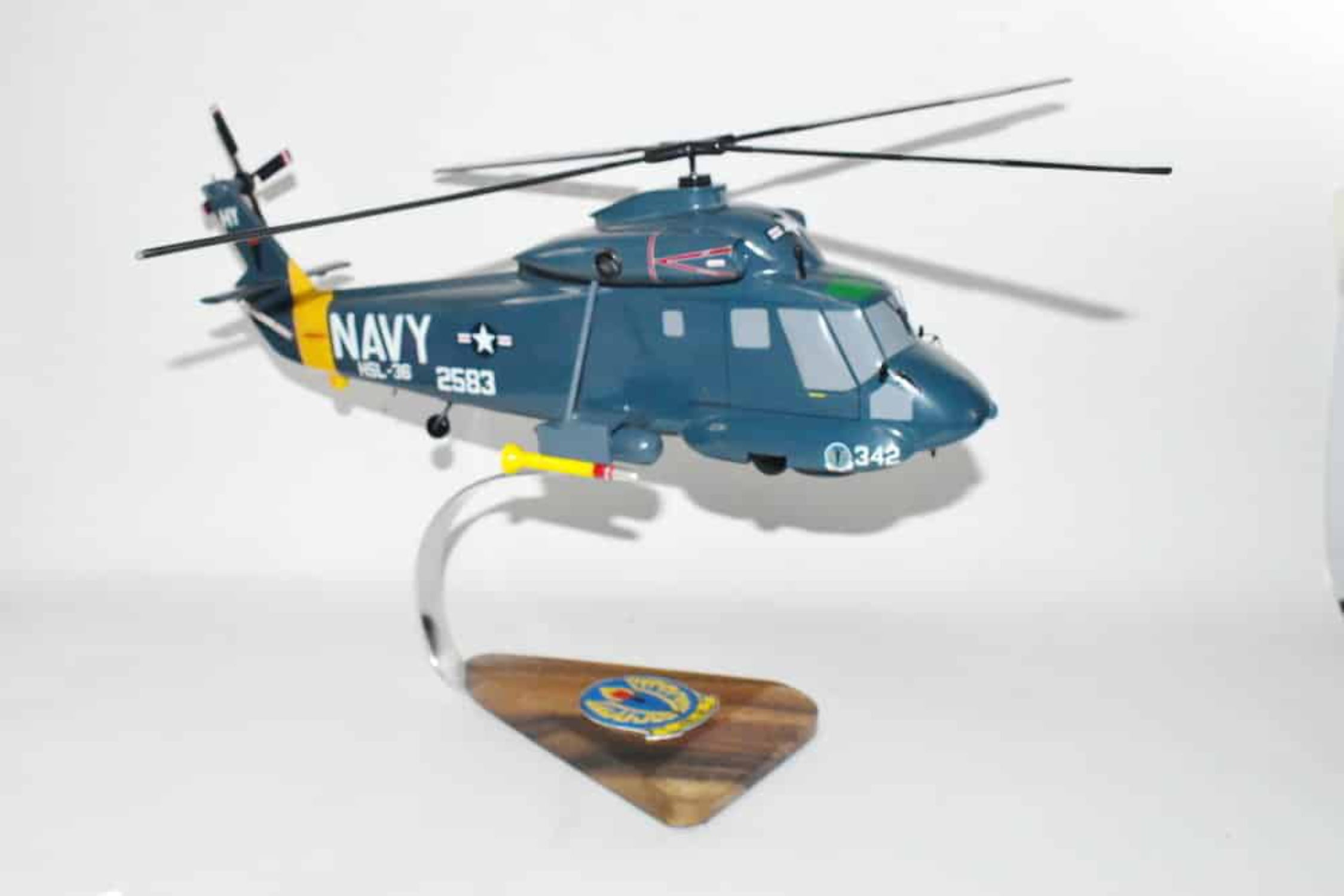 HSL-36 Lamplighters SH-2F Seasprite Model, Kaman, Mahogany, 1/30th (16 ...