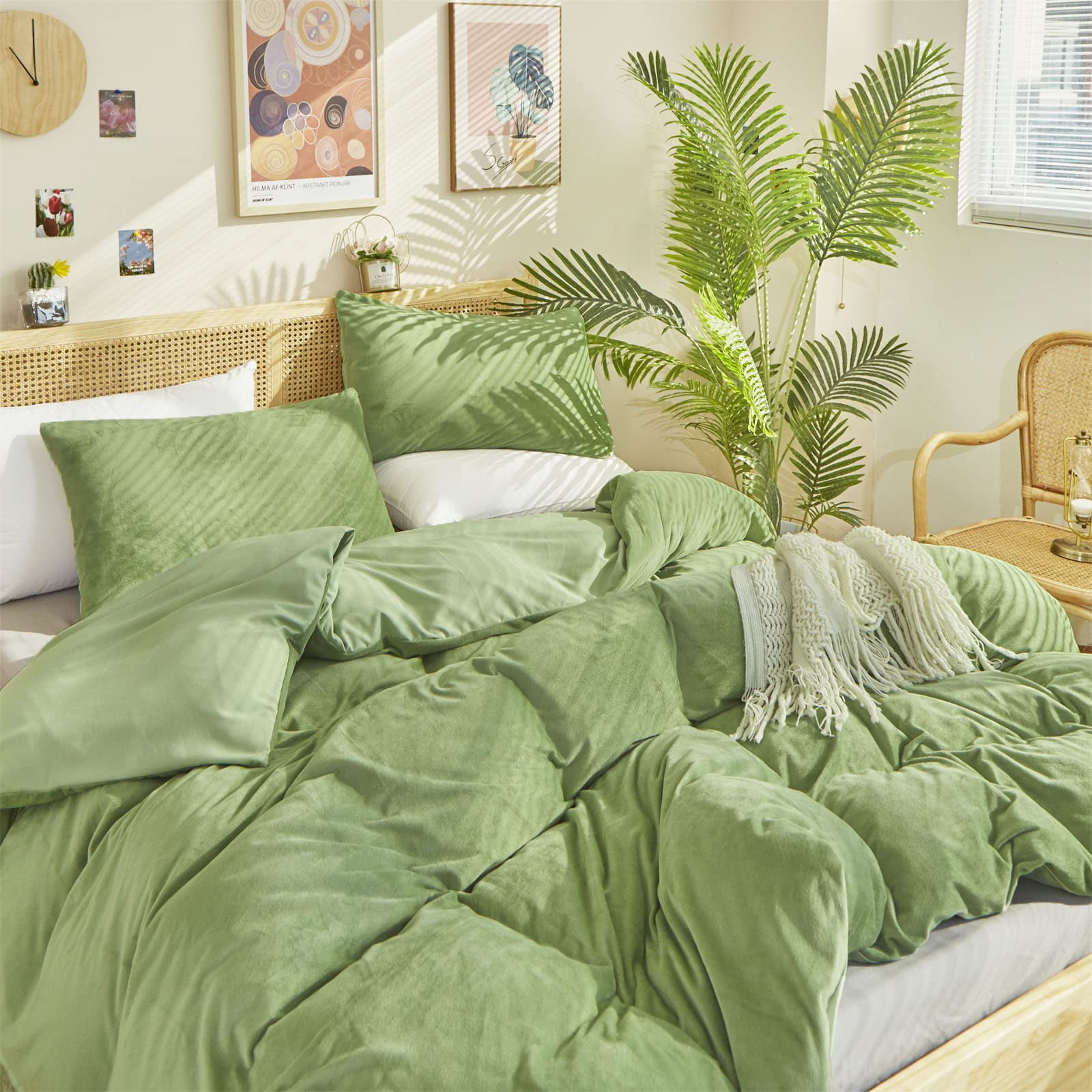 Sage Green Velvet Comforter Set Queen Light Green Flannel Fluffy ...