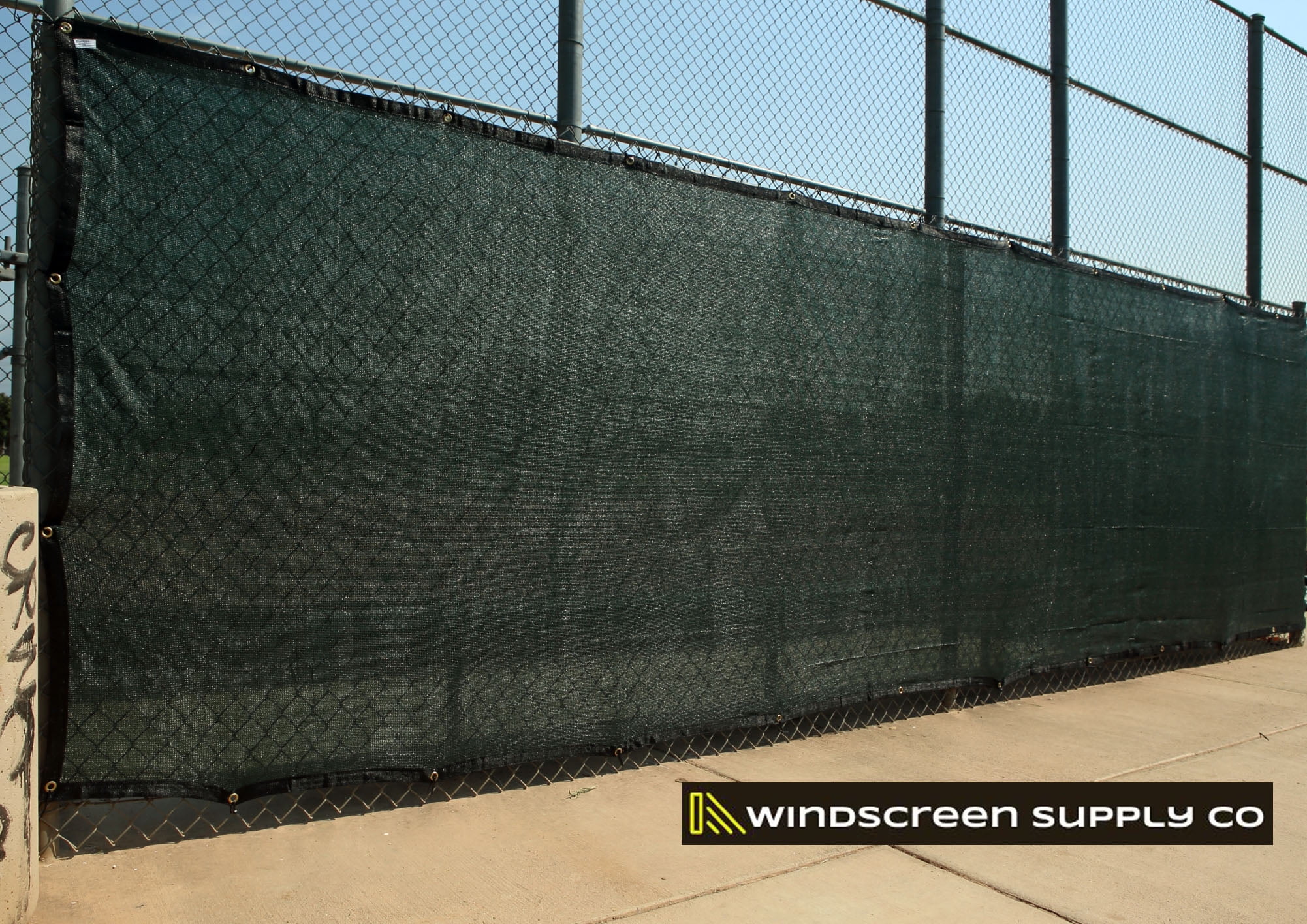 WindscreenSupplyCo Privacy Fence Screen 6' x 50' (4Pk) with Grommets 85 ...