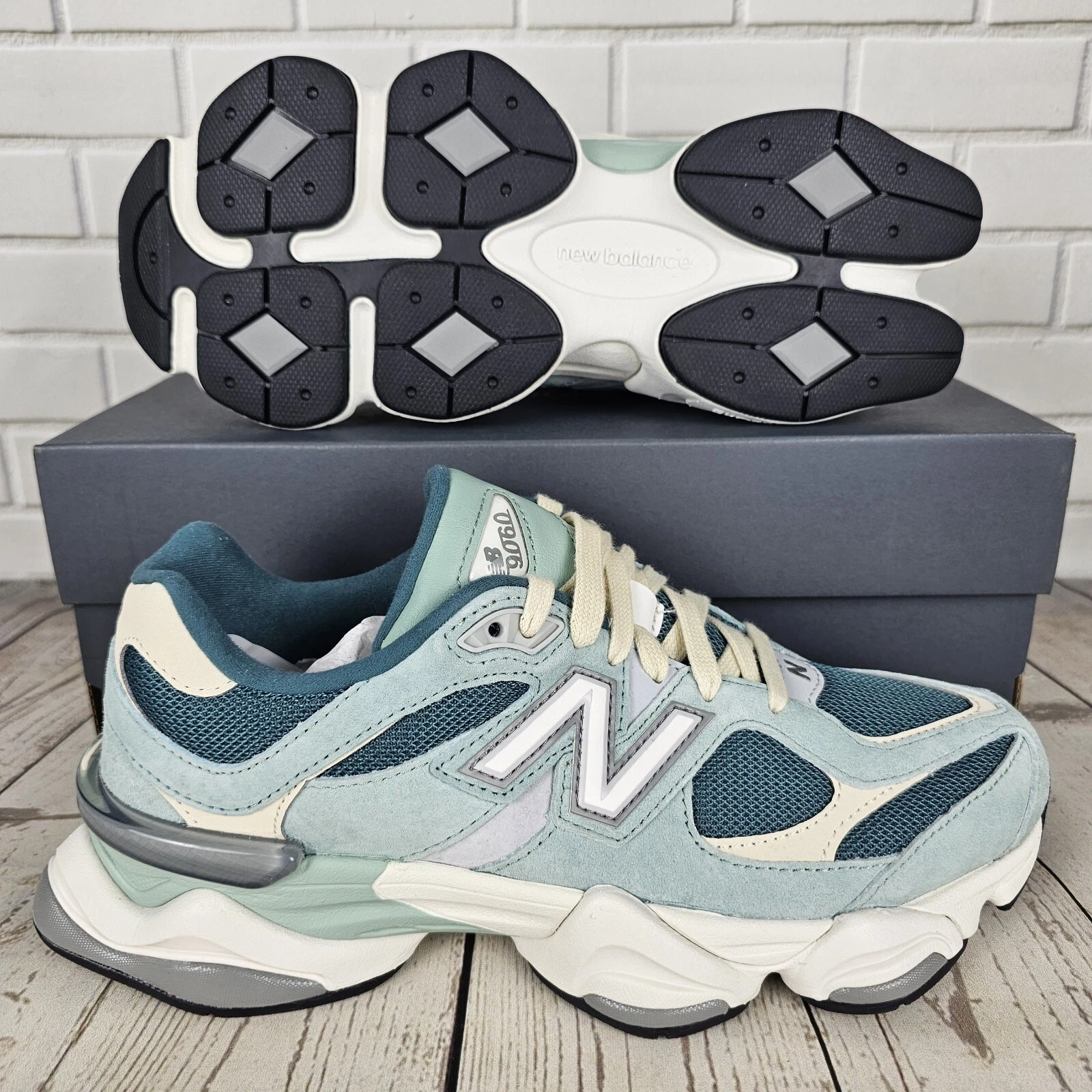 ? New Balance 9060 Green Cream Mens 9 / Women's 10.5 Spruce Salt Marsh ...