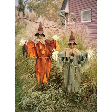 Scorched Scarecrow with Fog Machine Halloween Decoration - Walmart.com