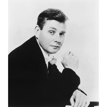 Robert Shaw Portrait (8 x 10) | Walmart Canada