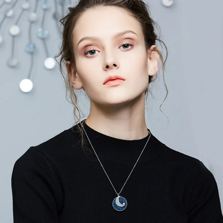 Crystal Moon's Instagram, Twitter & Facebook on IDCrawl