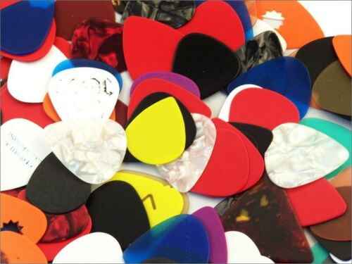 Pack of 500 Assorted Guitar Picks - 351 style - New - Free Shipping ...