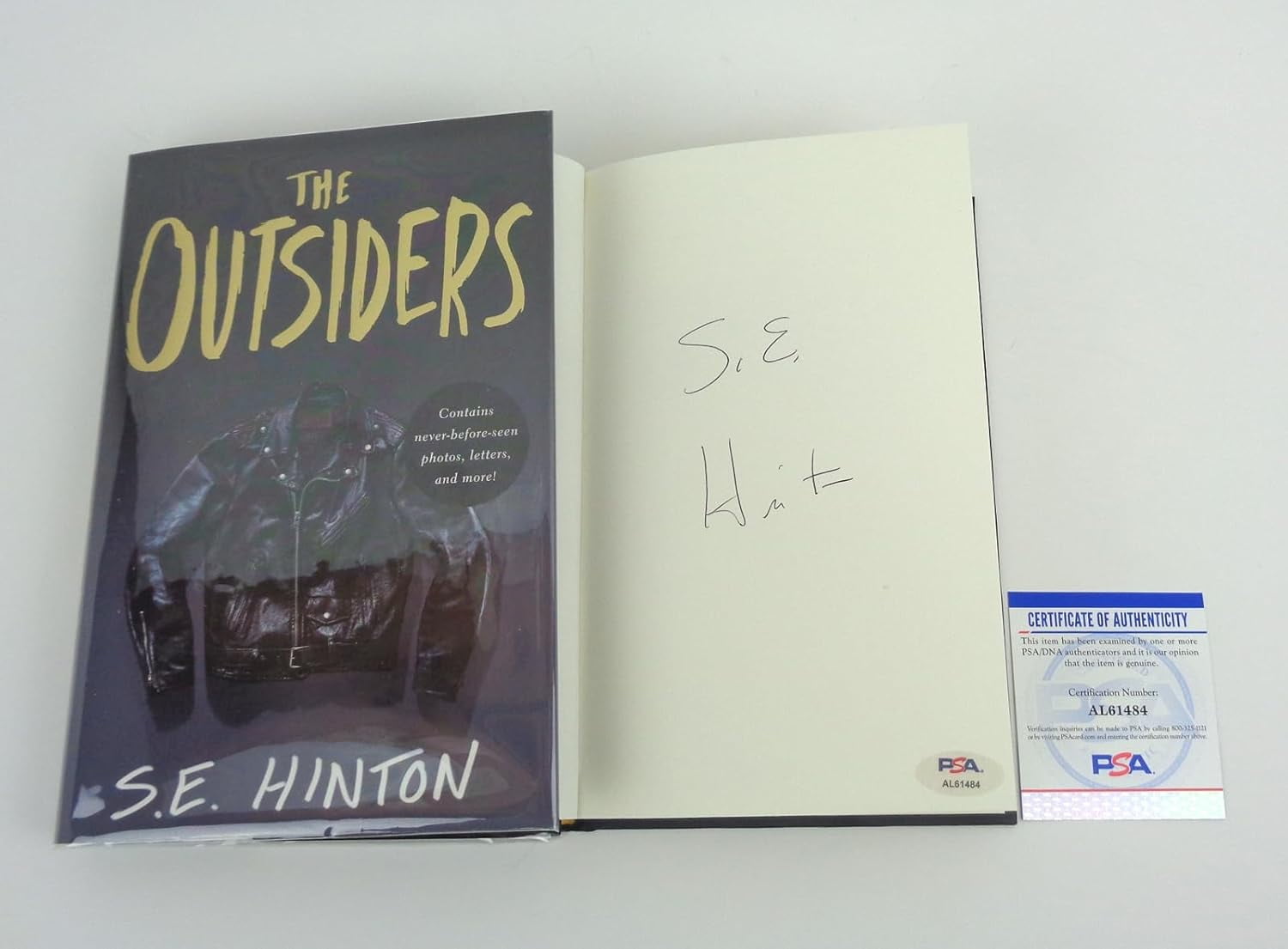 SE S.E. Hinton Signed Autograph The Outsiders 50th Anniversary Book PSA ...