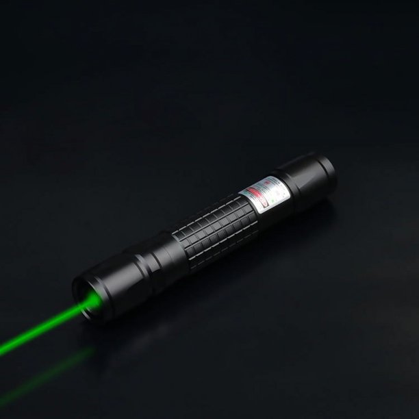 Linterna láser verde, láser remoto, cielo estrellado, láser de haz ...