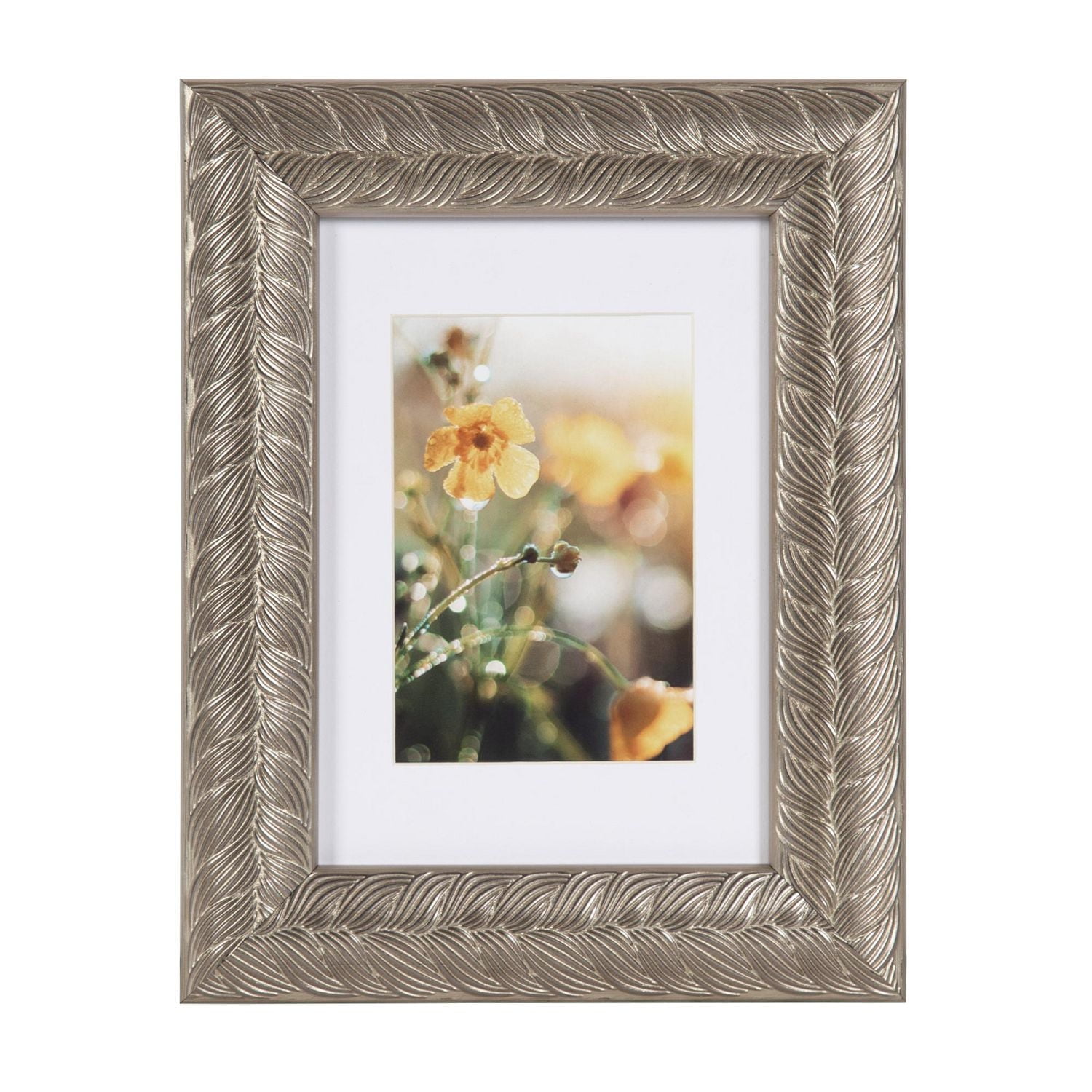 Click here for Hometrends Sianna Silver Tabletop Picture Frame 5... prices