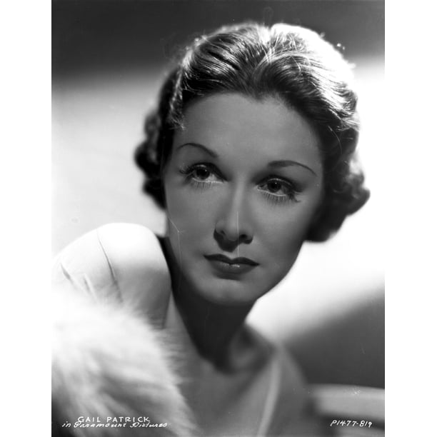 Gail Patrick sitting Portrait Photo Print (24 x 30) - Walmart.ca